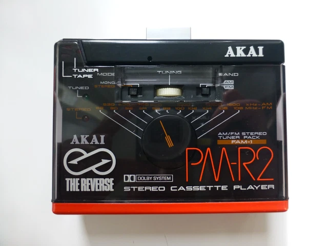 RARE 1980'S VINTAGE AKAI Walkman PM-R2 Stereo Cassette Player + AM/FM ...