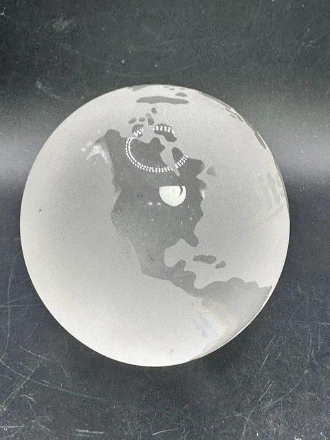 VINTAGE GLASS WORLD Globe Paperweight Frosted Glass Continents, 3 ...