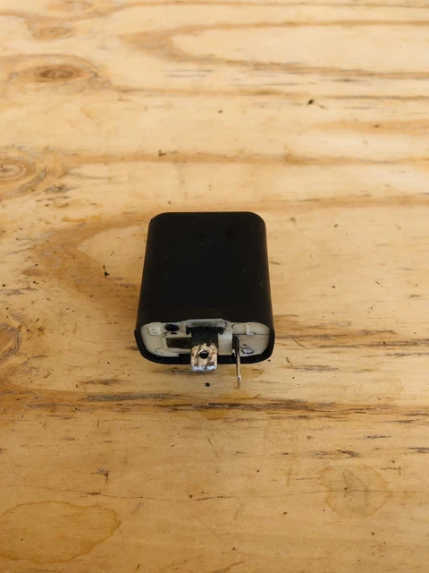 HONDA DOMINATOR NX 650 RD02 Relè Frecce 1988 1989 1990 1991 EUR 15,00 ...