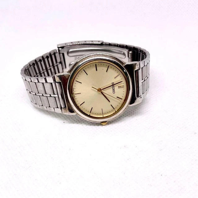 OROLOGIO ANALOGICO SEIKO 7N01-6G80 batteria sostituita di recente ...