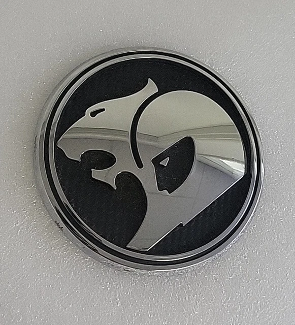 GENUINE HOLDEN HSV Commodore GTS Badge Helmet & Lion Badge EUR 72,71 ...