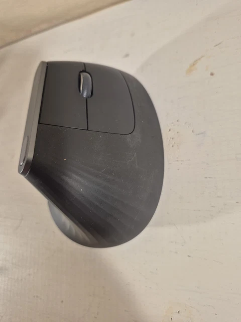 LOGI MX VERTICAL Ergonomic Bluetooth Mouse M-R0074 Logitech Tested ...