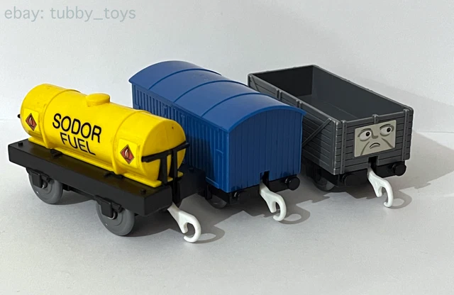 TOMY TRACKMASTER THOMAS: Sodor Fuel Tanker, Grey Troublesome Truck ...