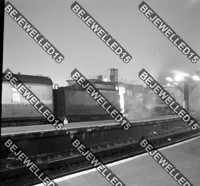 OLD NEGATIVE.BRITISH RAILWAY Steam Locomotive No.35022....POOR QUALITY ...