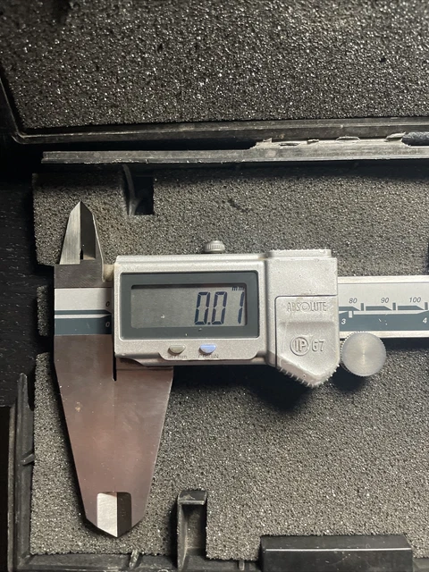 MITUTOYO DIGITAL VERNIER caliper 0-300mm 0-12” Absolute Coolant Proof £ ...