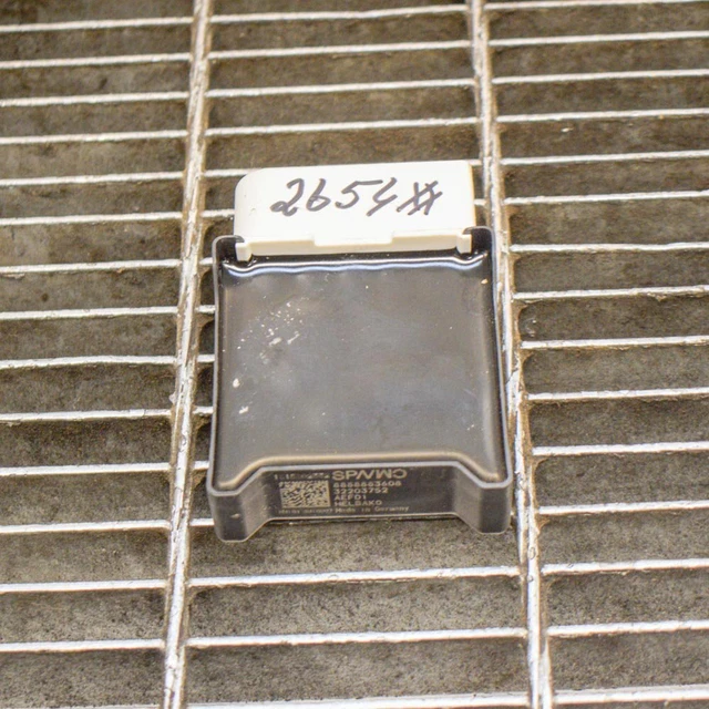 VOLVO XC40 2.0 Petrol T4 Fuel Pump ECU Control Unit 32203752 140kw 2018 ...