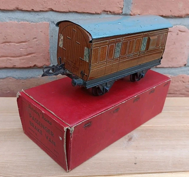 HORNBY TRAINS PASSENGER BRAKE VAN - LNER (Original/Boxed) £9.99 ...