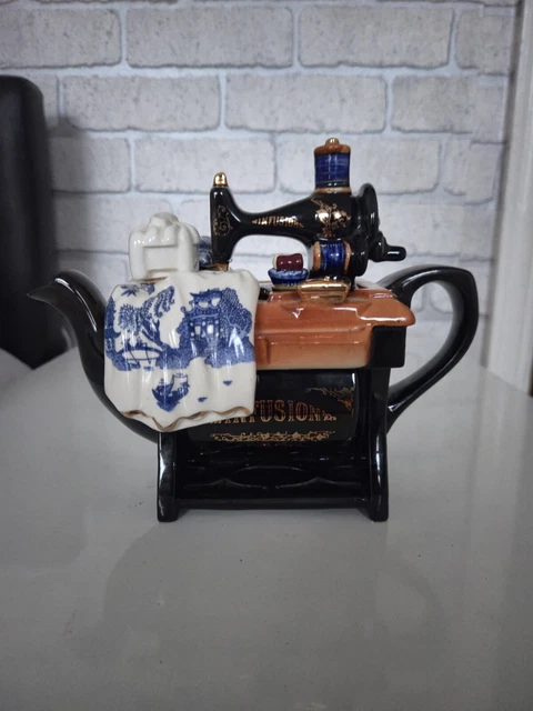 PAUL CARDEW DESIGN "Infusion" Sewing Machine Teapot - Cardew Blue £24. ...