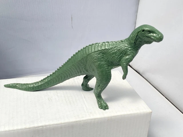 INVICTA PLASTICS MEGALOSAURUS British Natural History Museum Dinosaur ...