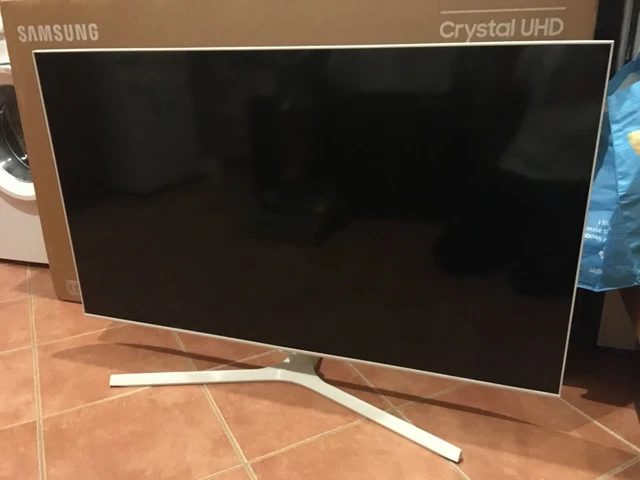 SAMSUNG 50& TU8510 Crystal UHD 4K HDR Smart TV UE50TU8510UXXU Broken ...