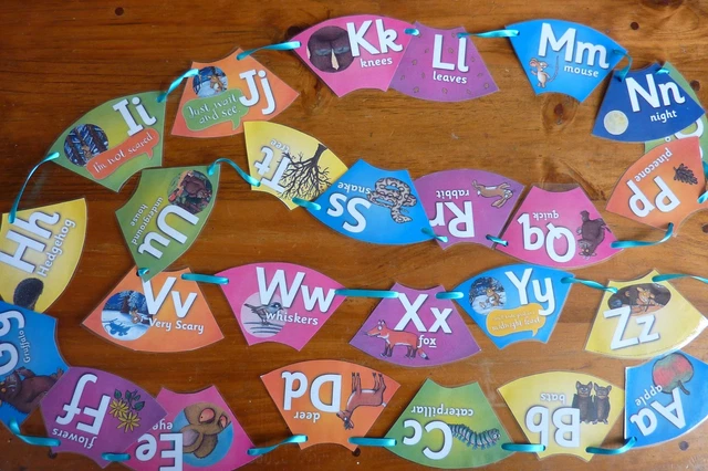 GRUFFALO ALPHABET BUNTING, julia Donaldson ,Classroom,preschool world ...