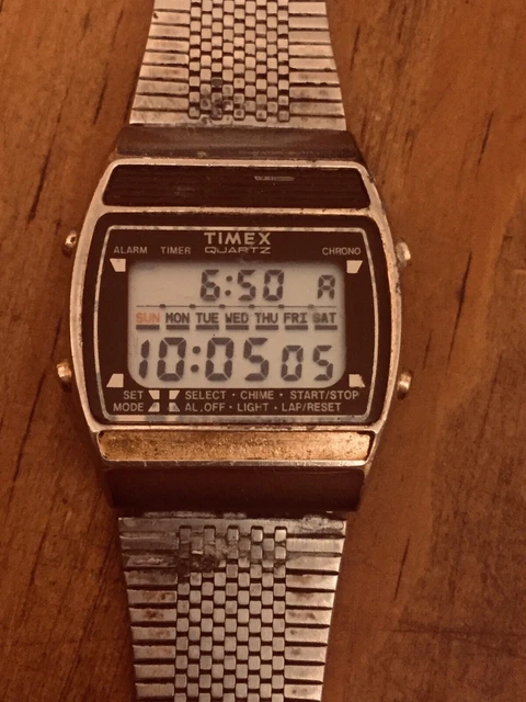 VINTAGE DIGITAL TIMEX WATCH L CELL RETRO Digital TIMEX C CELL RARE ...