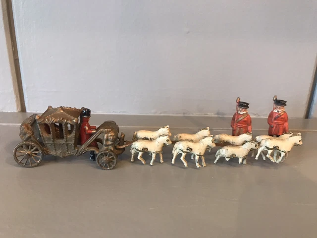VINTAGE MODEL 1953 Coronation coach horses Coachman Beefeaters Footmen ...