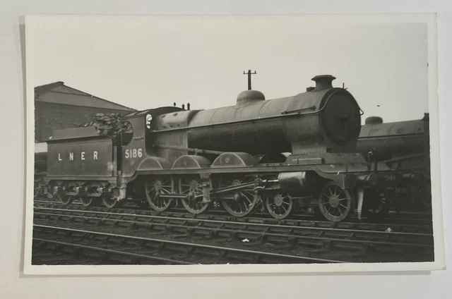 LNER RAILWAY LOCOMOTIVE Photograph - 5186 Doncaster Station - F814 EUR ...
