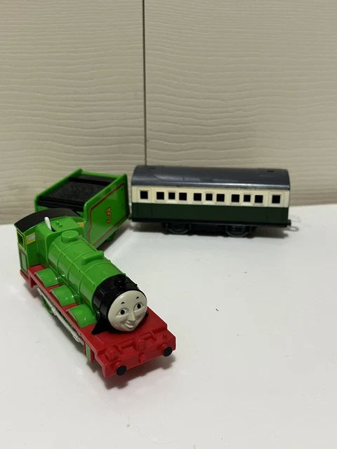 THOMAS & FRIENDS 'Henry' Trackmaster TOMY Plarail With Express Coach ...