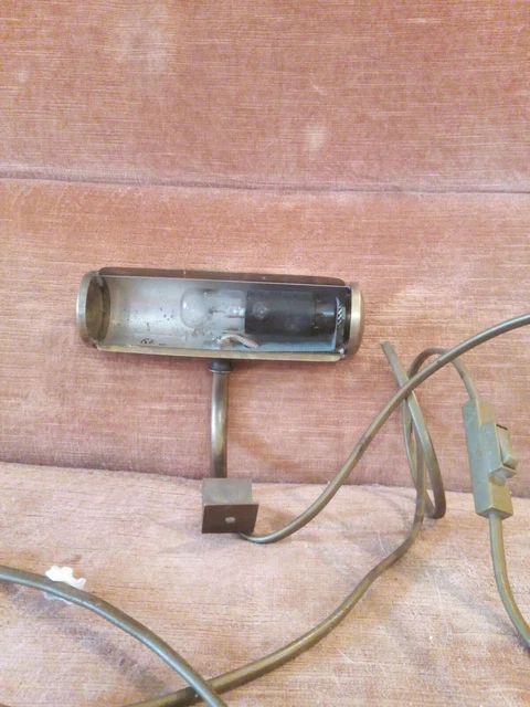 ANCIENNE APPLIQUE LAMPE cvl vintage indus en cuivre d'origine EUR 30,00 ... ANCIENNE APPLIQUE LAMPE cvl vintage indus en cuivre d'origine EUR 30,00 ...