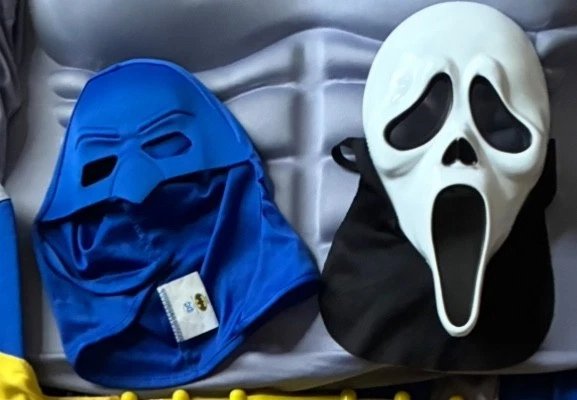 CLASSIC BATMAN MUSCLE Chest Adult Halloween Costume XL + Ghostface Mask ...