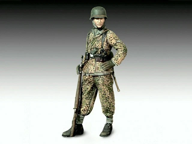 ROYAL MODEL 1/48 Waffen-SS Grenadier w/Kar 98k Rifle WWII (2 Head ...