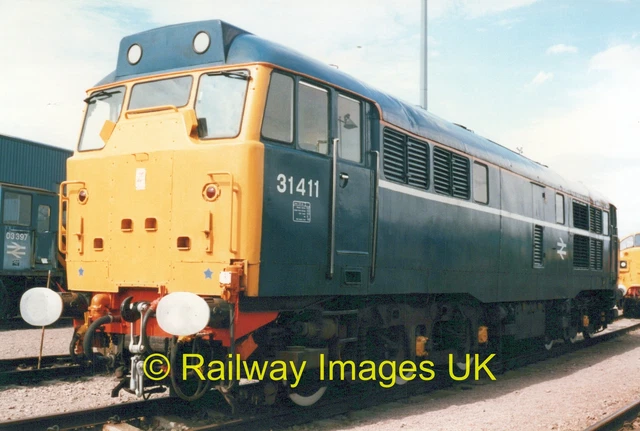 RAILWAY PHOTO 6X4 Class 31 31411 BR Blue Norwich Crown Point TMD c1986 ...