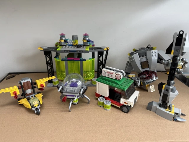 LEGO TEENAGE MUTANT Ninja Turtles Builds Mutation Chamber,Baxter Robot ...