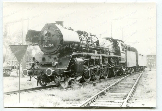 EISENBAHN FOTO DDR Deutsche Reichsbahn DR Dampflok 03 2176-0 Ort ... EISENBAHN FOTO DDR Deutsche Reichsbahn DR Dampflok 03 2176-0 Ort ...