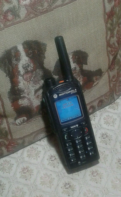 MTP850,TÉTRA RADIO,MOTOROLA MTP850 Tetra,380 - 440MHz,Chargeur secteur ...