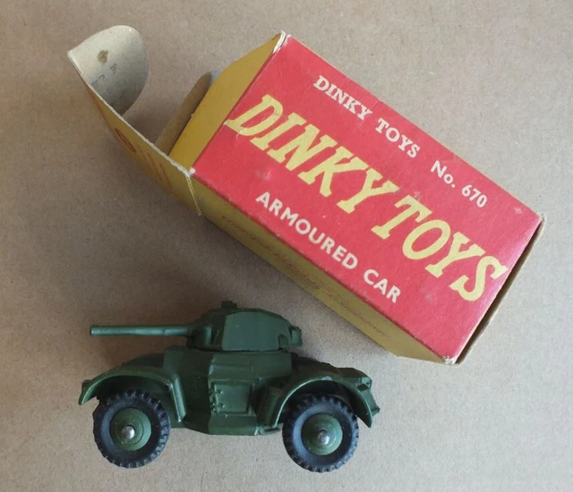 AUTHENTIQUE DINKY TOYS UK - DAIMLER Armoured Car n°670 en boîte d ...