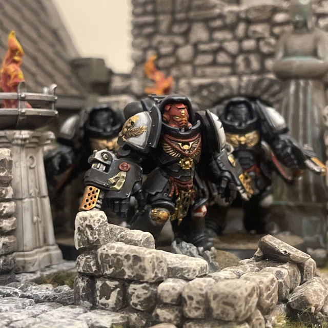 WARHAMMER 40K PRIMARIS Space Marine - Black Templar Aggressors - well ...
