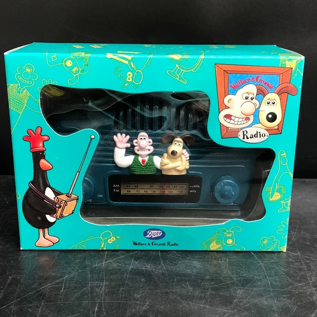 WALLACE & GROMIT Radio AM/FM Blue Boots Aardman Gift Boxed Vintage ...
