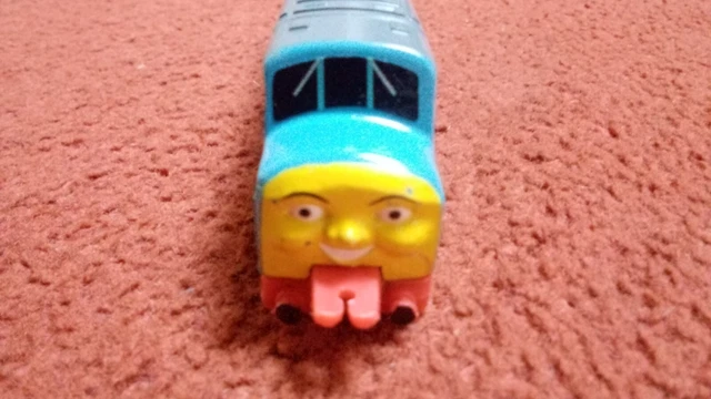 THOMAS THE TANK Engine: D199 Ertl Figure £2.50 - PicClick UK