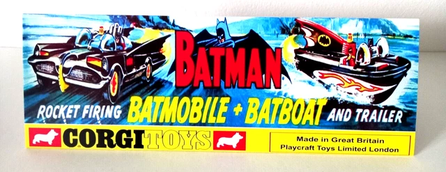 CORGI TOYS BATMAN Batmobile Batboat Gift Set 3 New Double Sided Shelf ...