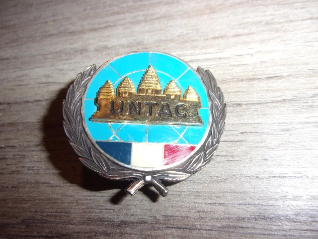INSIGNE 1° RÉGIMENT Etranger de Cavalerie - UNTAC - Cambodge - REC ...