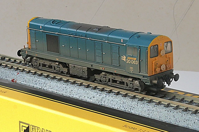 GRAHAM FARISH CLASS 20 20063 Finished In BR Blue, Factory Weathered ...