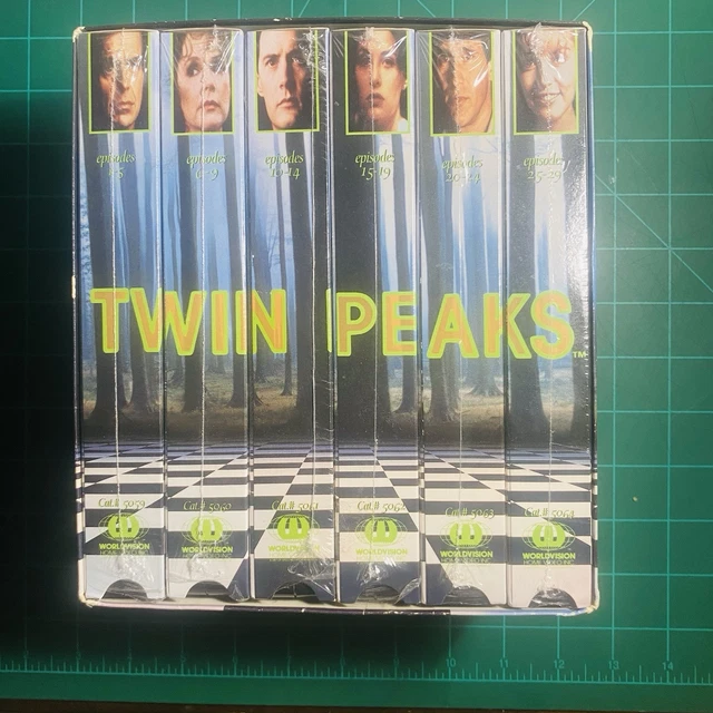 TWIN PEAKS DAVID Lynch VHS Box Set 1993 In Plastic Not Sealed £136.81 ...