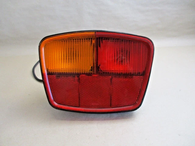 BEDFORD T TK CF taillight rear light butlers 1970 Lucas / taillight NEW ...