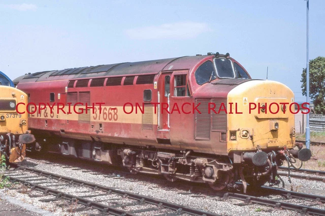 UK RAILWAY PHOTOGRAPH Of Class 37 37668. Rm37-2067 £1.70 - PicClick UK