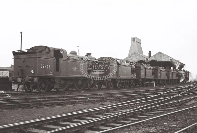 PHOTO BR BRITISH Railways Steam locomotive 69523 Gresley GN Class N2/2 ...