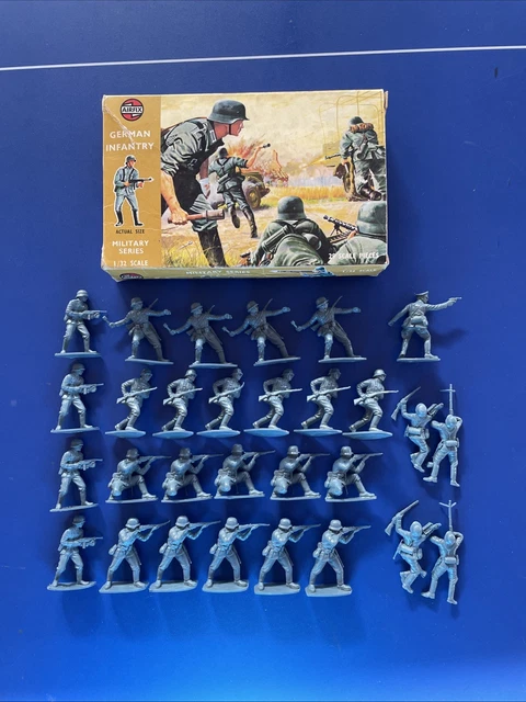 AIRFIX TOY SOLDIERS German Infantry Boxed 1/32 Scale WW2 full set £24. ...