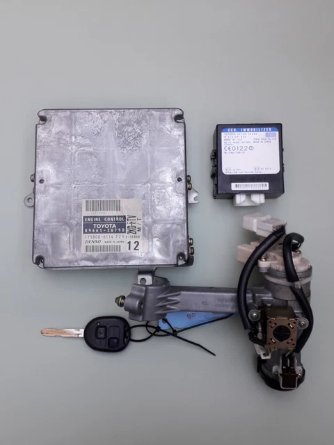 TOYOTA HIACE D4D Ecu 89661-26790 Ignition Lock Immobilizer Key £285.00 ...