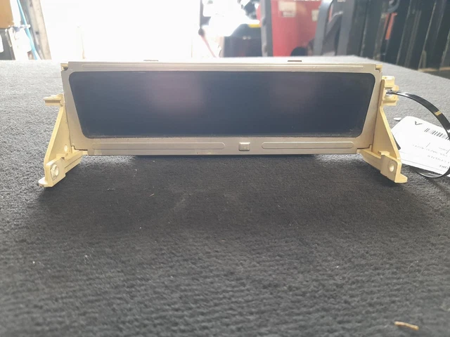 HOLDEN COMMODORE INSTRUMENT Cluster Display Cluster (Centre), Ve, Sv6 ...