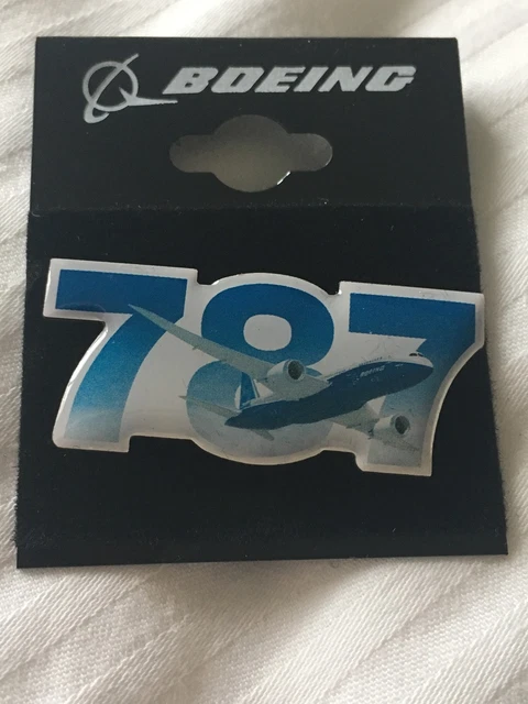 BOEING 787 DREAMLINER Sky Pin Badge Button £8.99 - PicClick UK