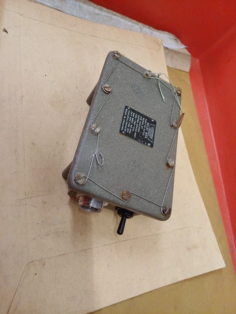 AIRCRAFT PARTS VARIOUS COCKPIT FIRE WIRE DETECTION SYSTEM RELAY BOX £3. ...