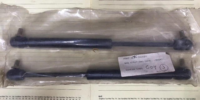 MASSEY FERGUSON DUNCAN Cab Rear Window Has Strut MS0020 X 2 £30.00 ...