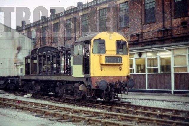 35MM SLIDE BR British Railways Diesel Loco Class 20 20164 Crewe 1979 ...