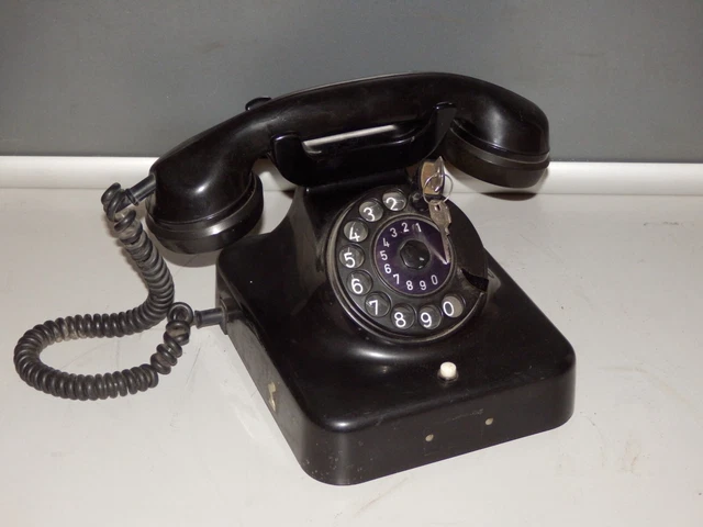 VINTAGE SIEMENS BAKELITE Telephone/Telephone 9Fg tist 5b {as decoration ...