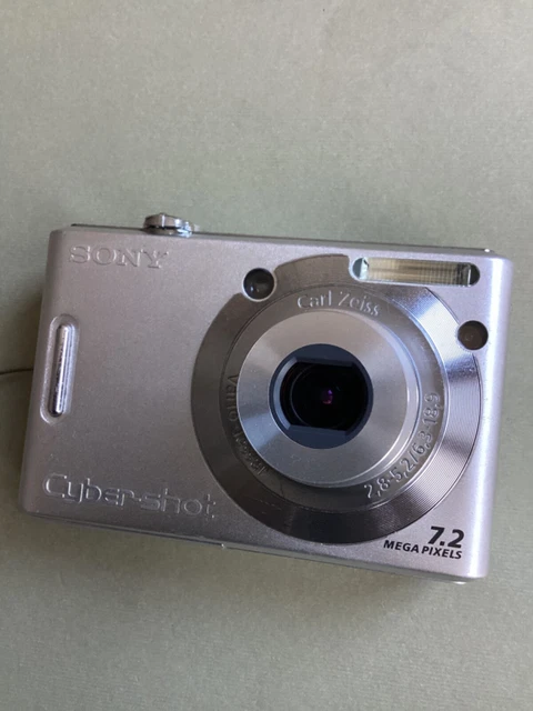 SONY CYBERSHOT W35 SILVER fotocamera digitale compatta buone condizioni ...