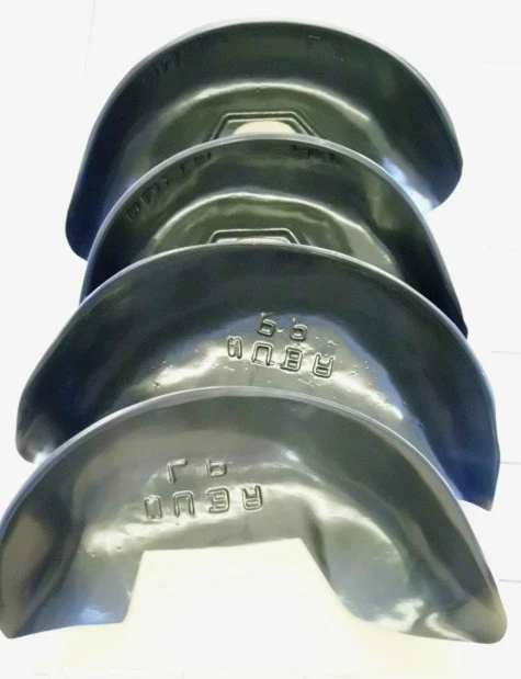 LADA NIVA INTERIOR Fenders / Wheelhouse Shells Complete Set £67.24 ...