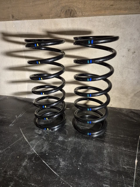 BEARMACH LAND ROVER Defender 90 Standard Front Springs NRC9446 and ...