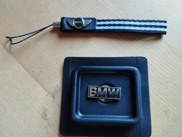 ORIGINAL MINI EMBLEM, BMW Schriftzug Anhänger Pin Knopfloch Anstecker ...