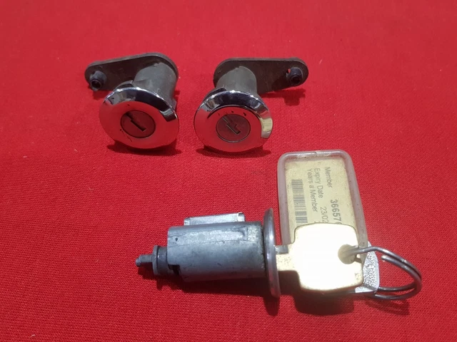 GENUINE FORD XR Xt Xw Xy Falcon Za Zb Zc Zd Fairlane Ignition & Door ...